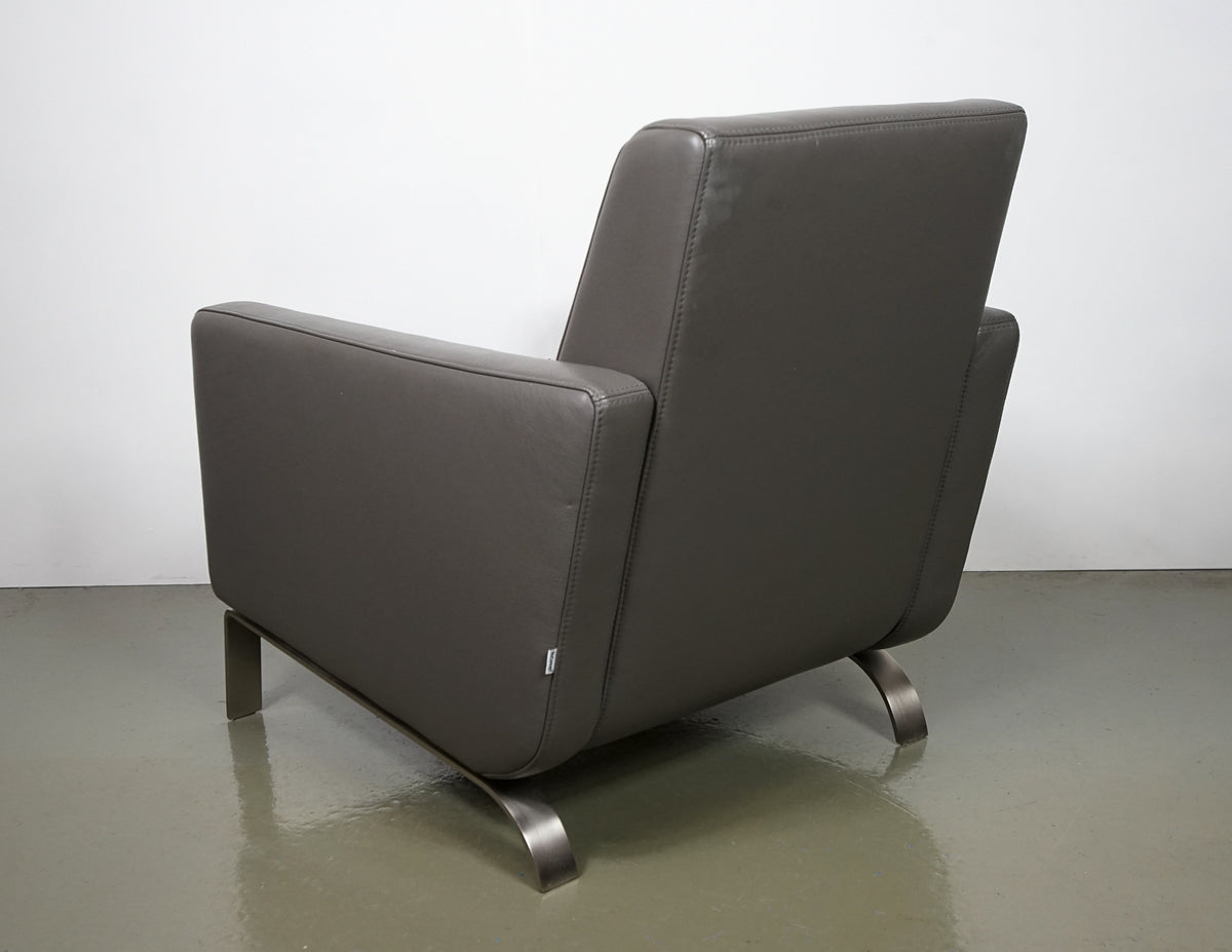 (Fast No-Contact Delivery) BoConcept Leather Fly Chair – Thrifted Furniture